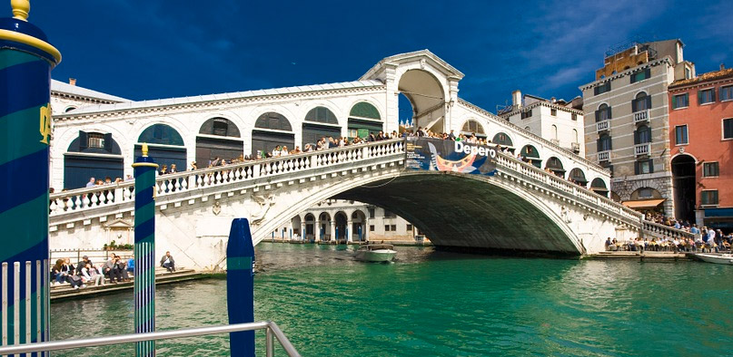 Rialto Bridge - Goparoo